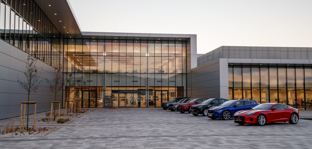 Jaguar Land Rover opens state-of-the-art Slovakian manufacturing ...
