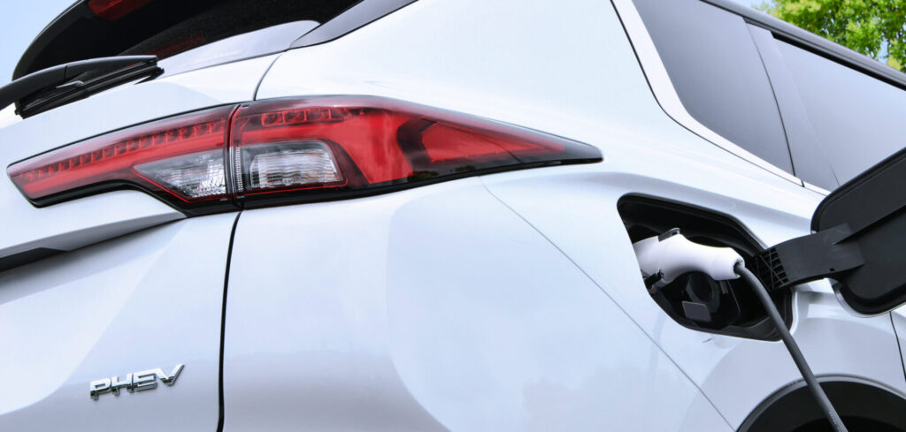 Mitsubishi to launch new-gen PHEV system by March 2022 | Automotive ...
