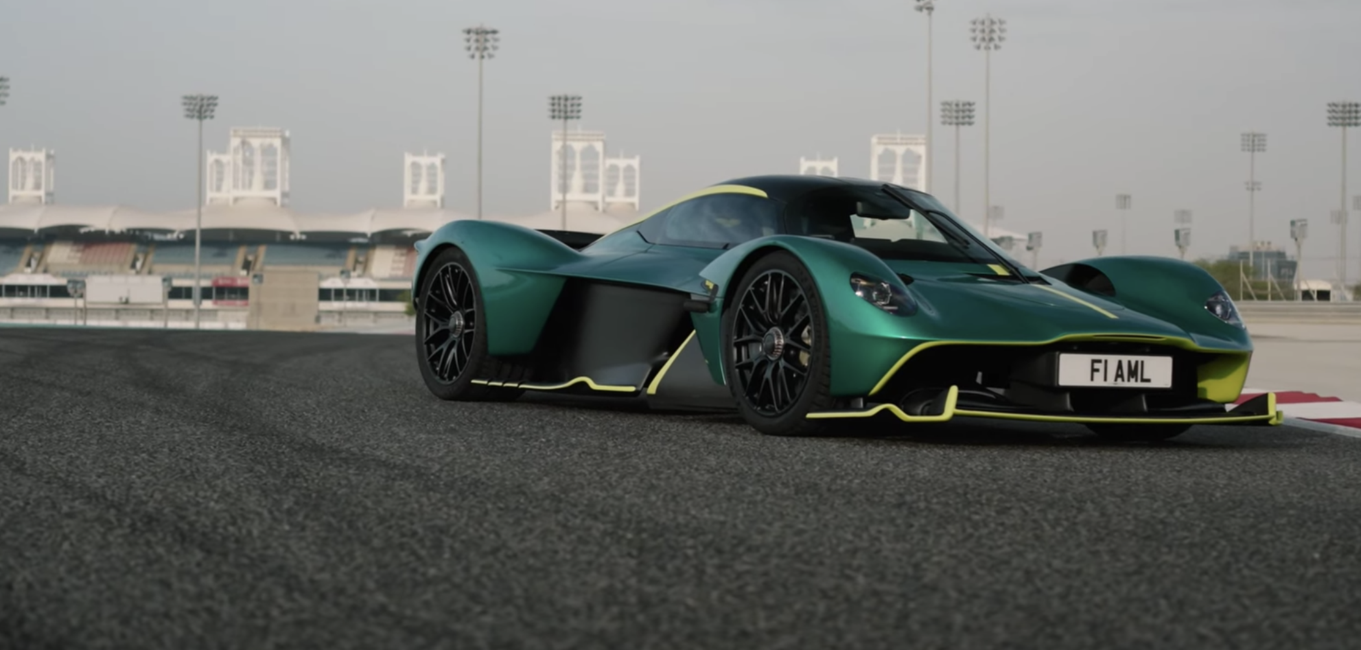 Aston Martin Valkyrie takes to the Bahrain F1 circuit | Automotive ...