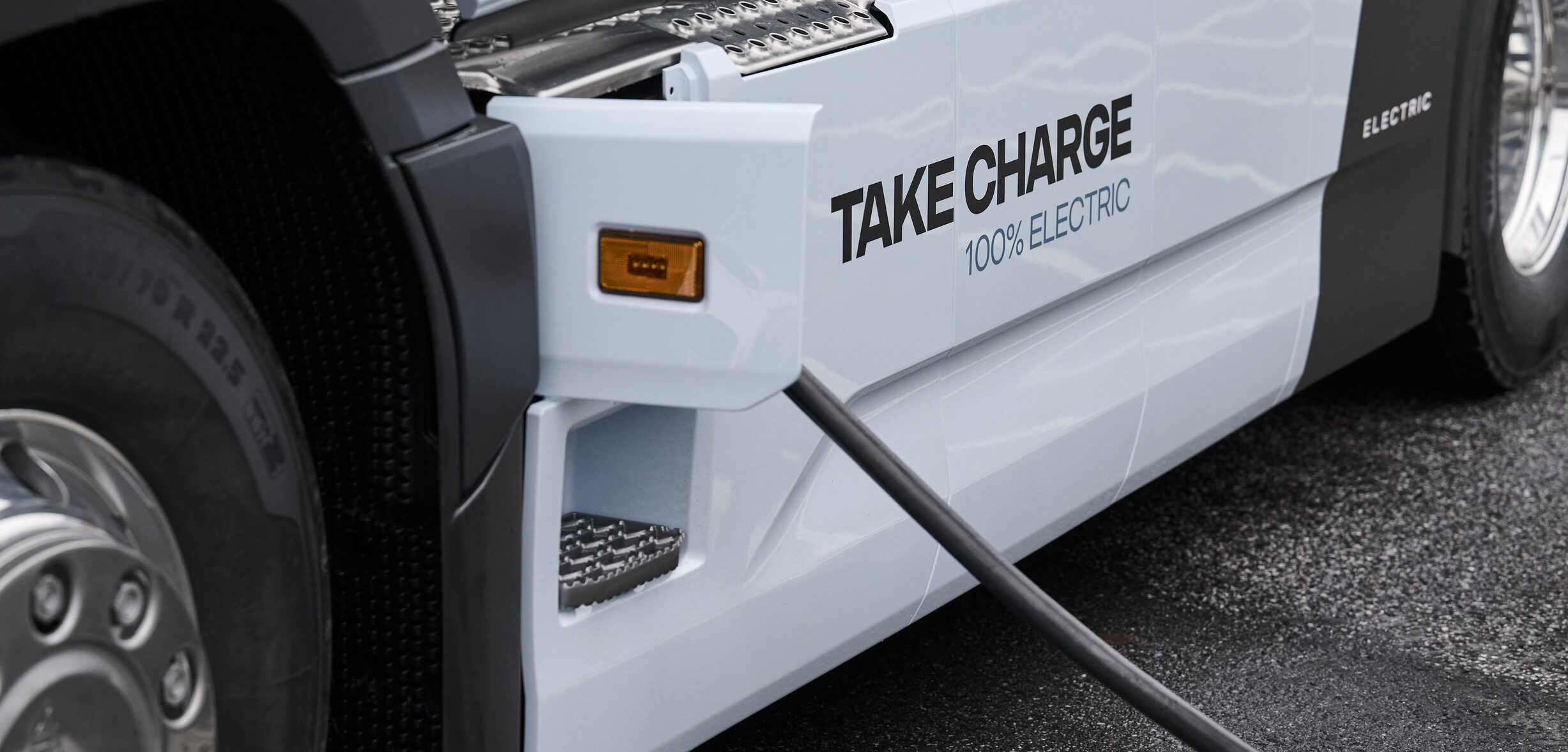 Scania and Northvolt reveal green battery capable of powering trucks ...