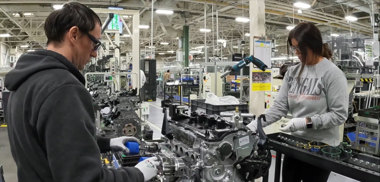 Toyota opens flexible engine line at Kentucky facility to bolster ...