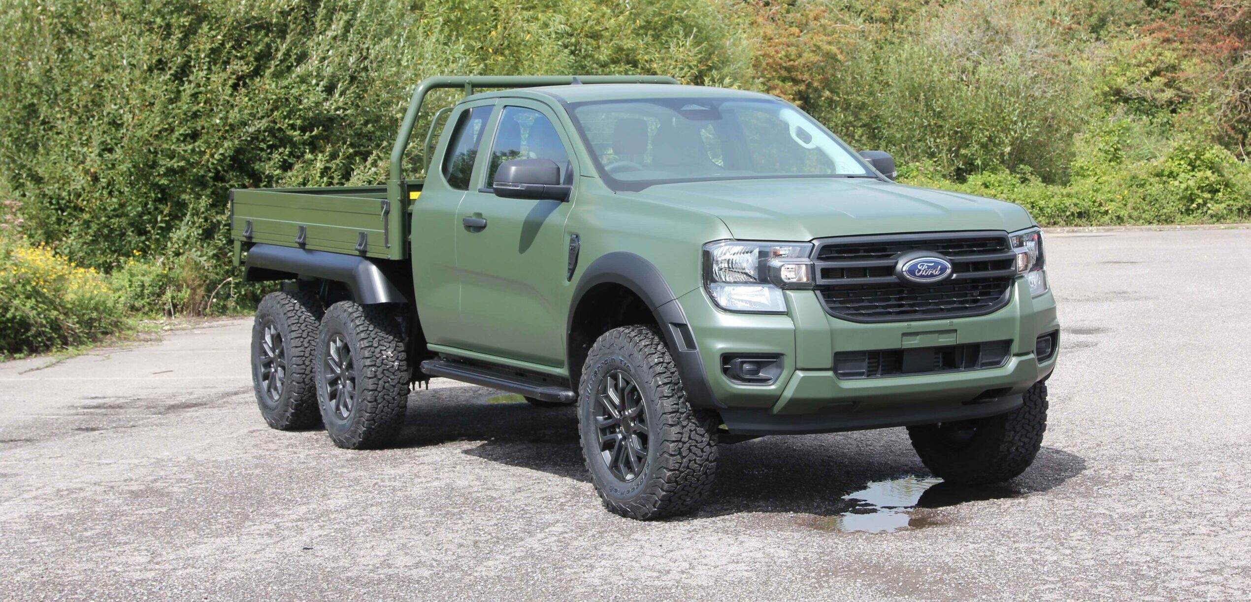 Ricardo boosts Ford Ranger capability with six wheels and hybrid ...