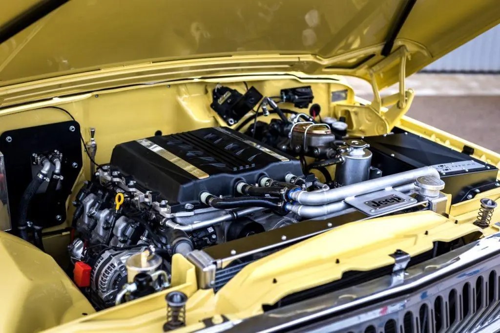 Classic Jeep Cheroke retrofitted with H₂ ICE | Automotive Powertrain ...