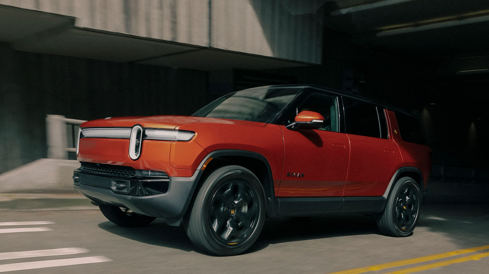 Rivian launches heavily reworked R1 platform | Automotive Powertrain ...