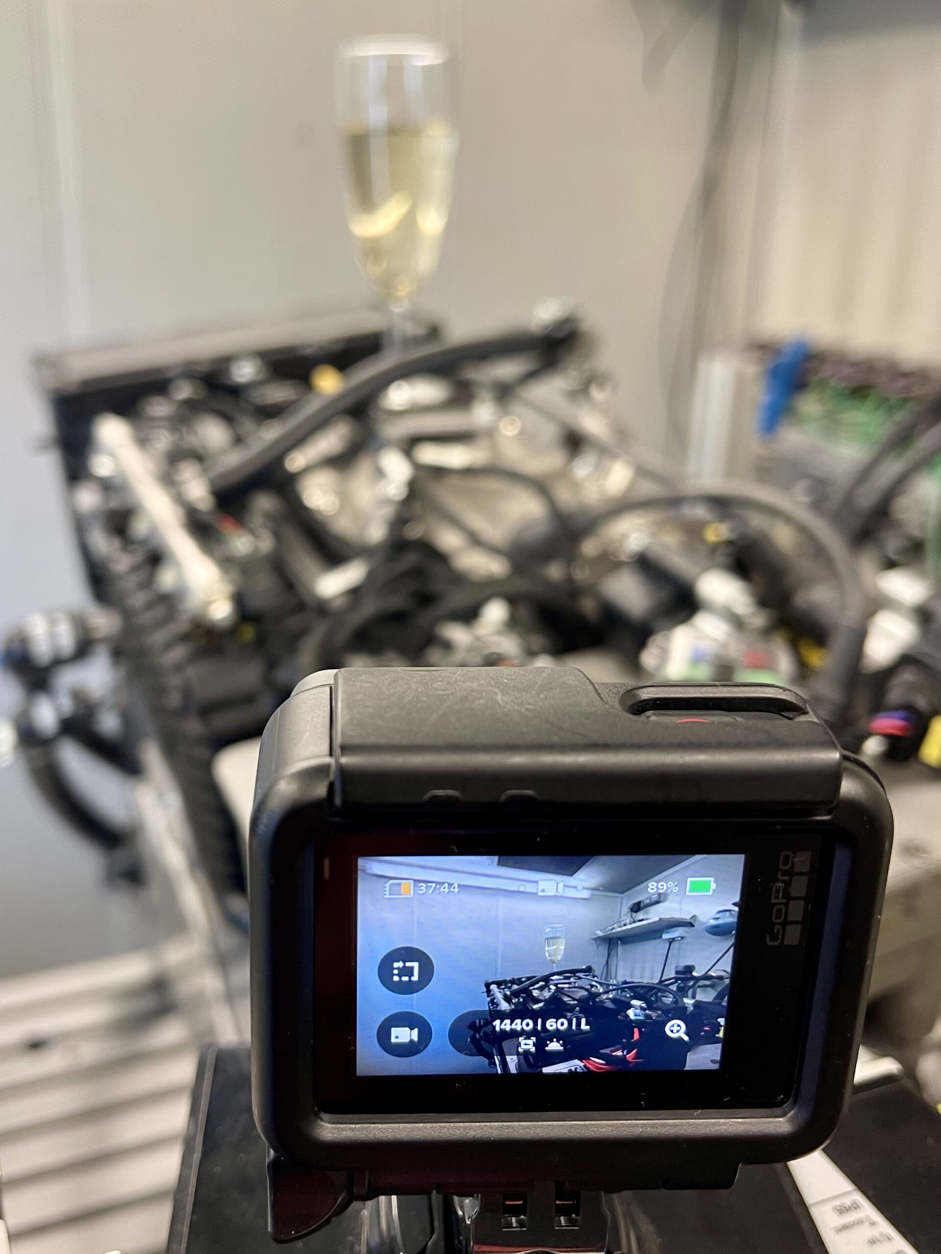 Obrist unveils two-stroke engine for hybrid vehicles | Automotive ...