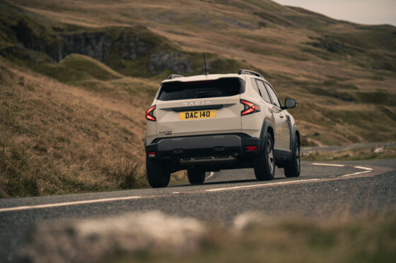 Powertrains on test: Dacia Duster 140 Hybrid | Automotive Powertrain ...