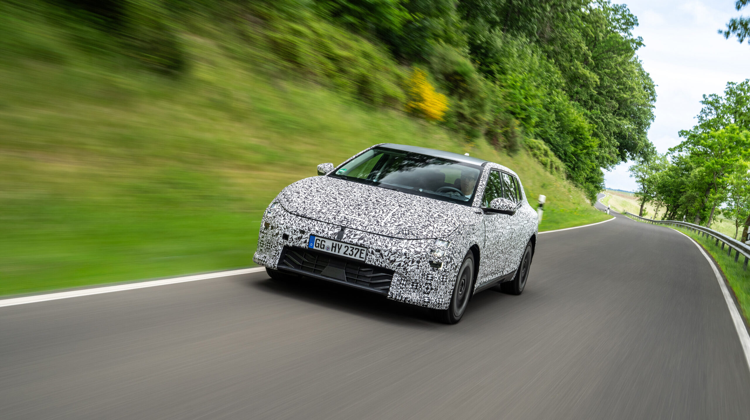 Kia EV4 battery system undergoes endurance testing | Automotive ...